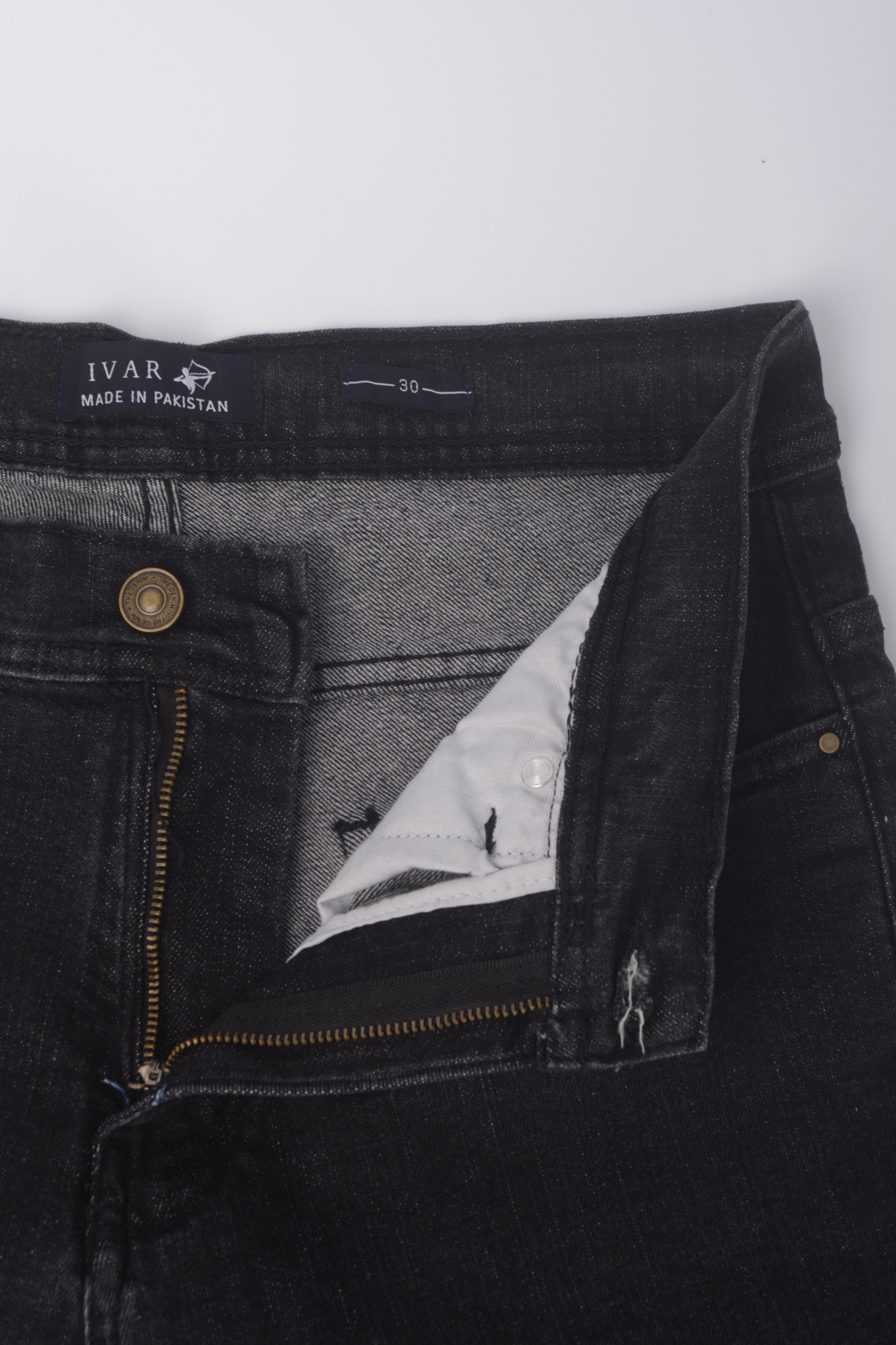 Denim Jeans for Men Online in Pakistan – ivarclothing